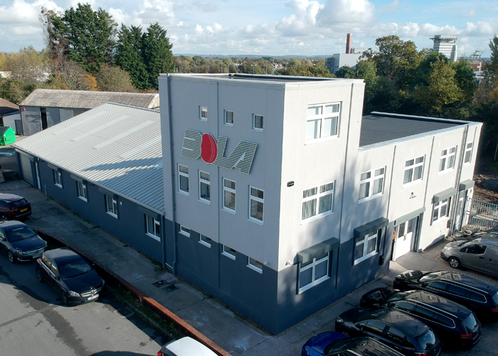 BOLA Ball Throwing Machines